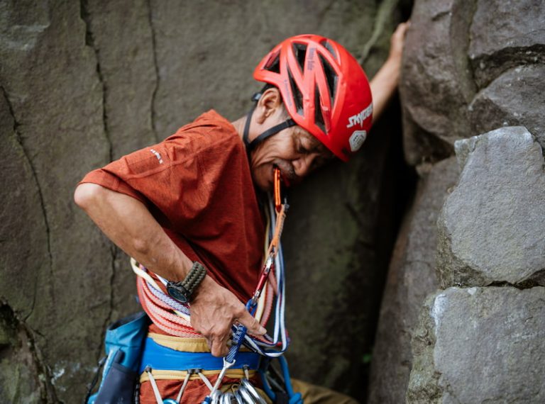 Apa Itu Belaying? Ini Cara Kerja dan Tips Melakukannya