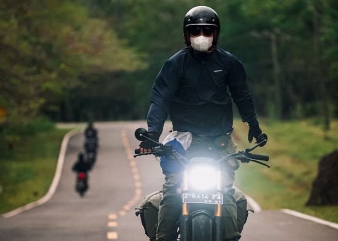 Rekomendasi Jaket Touring Motor Waterproof dari EIGER Adventure